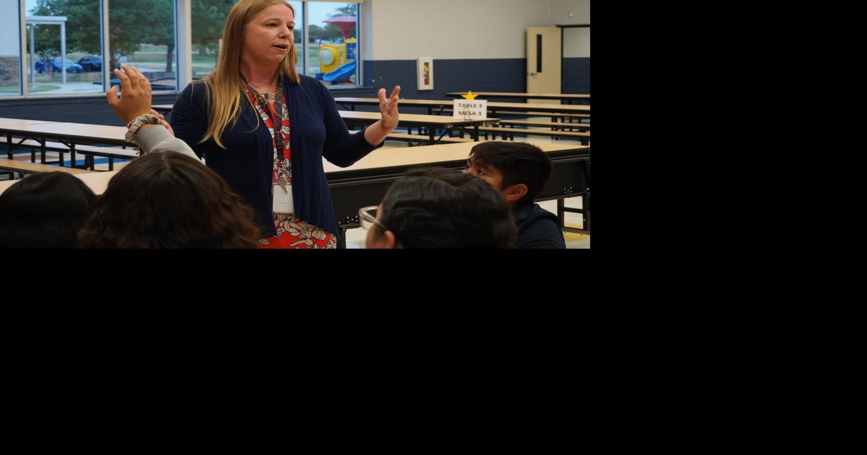 PHOTOS: Robson helps Borman Elementary rock the classics | Education ...