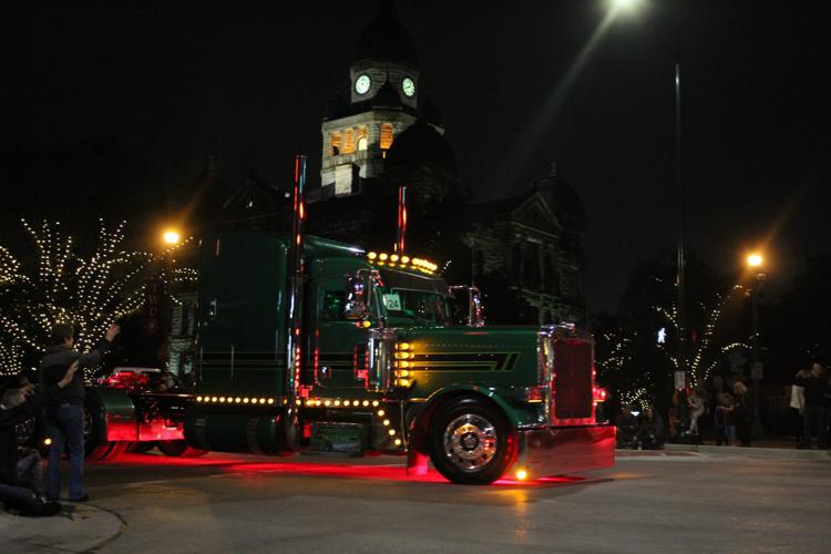 Peterbilt Parade was fun for all ages | Non-Profit | dentonrc.com