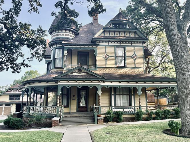 A field guide to Denton’s historic roof designs | Landmarks And Legacies | dentonrc.com