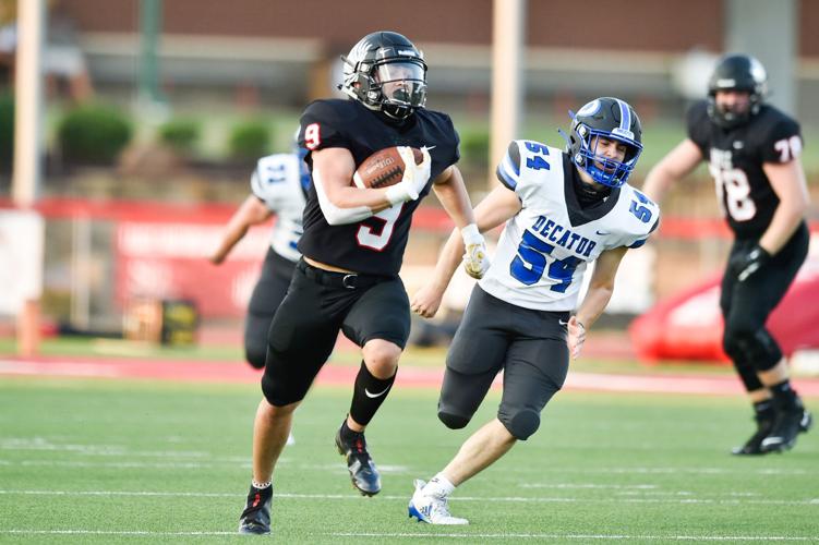 Football: Argyle eliminates distractions, blasts Decatur in season ...