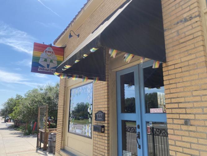 This weekend in Denton: Meet clowns, catch vintage films and learn a ...