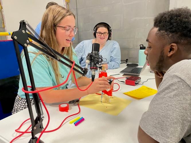 UNT professor scores grant to merge rural radio and libraries to teach ...