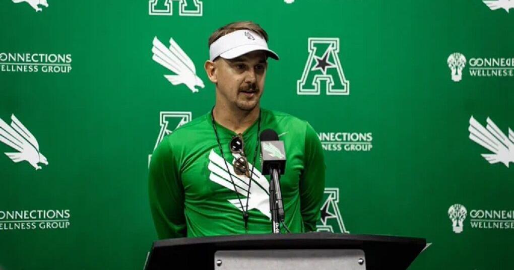 UNT coach Eric Morris pulls no punches while looking back on loss to ...