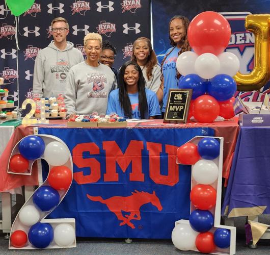 Ryan’s state champion girls basketball team has three players sign with ...