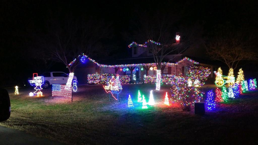 A guide to Denton's Christmas lights | Entertainment | dentonrc.com