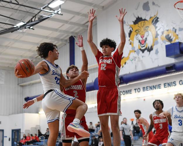 Boys hoops district standings update: No. 9 Guyer, No. 17 Krum out in ...