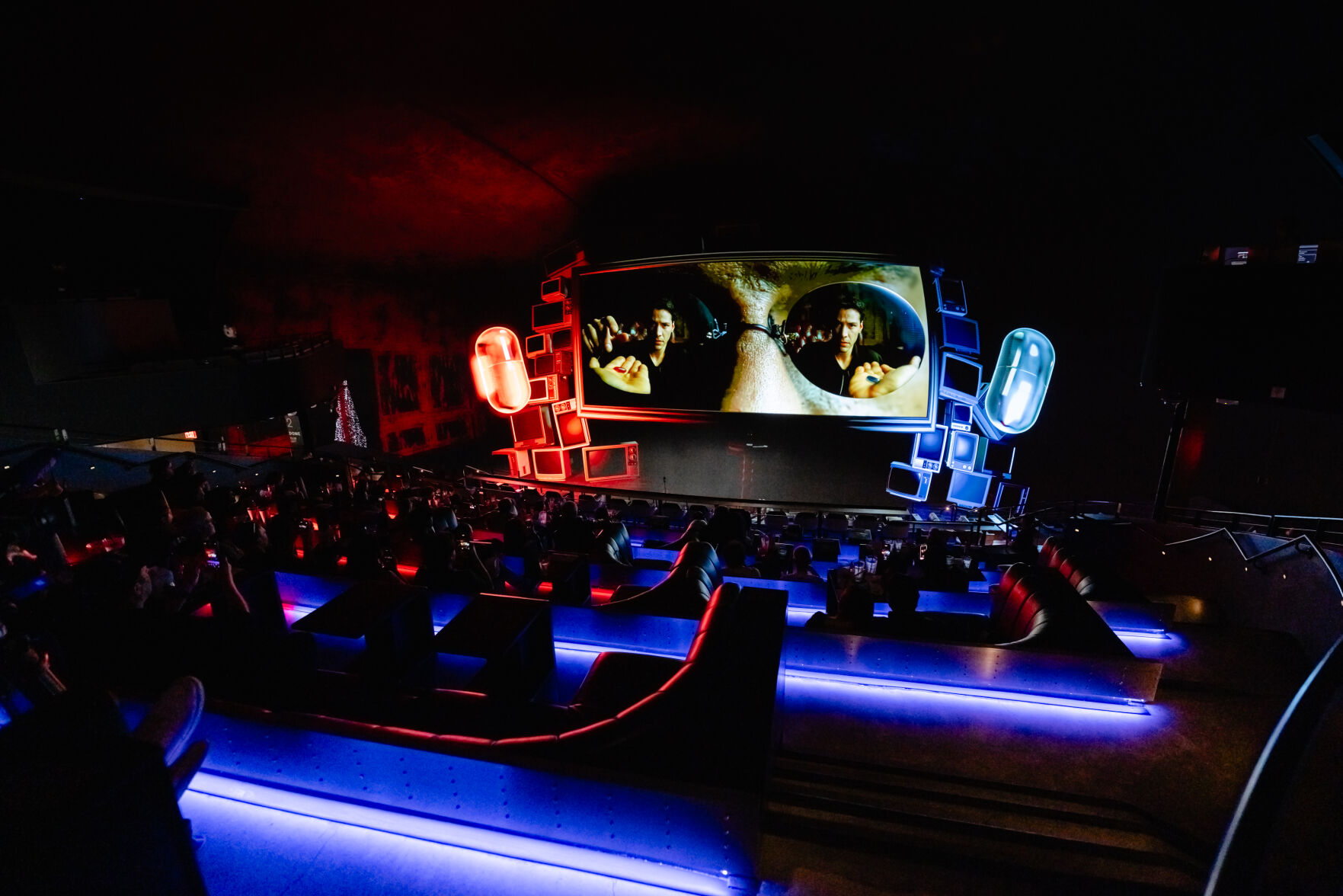 Step inside ‘The Matrix’: A Shared Reality experience 30 minutes from ...