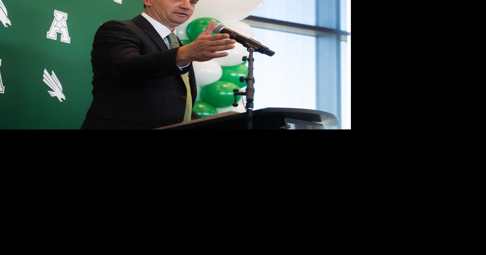 Neal Brown to earn $1.1 million in debut season as UNT’s football coach ...