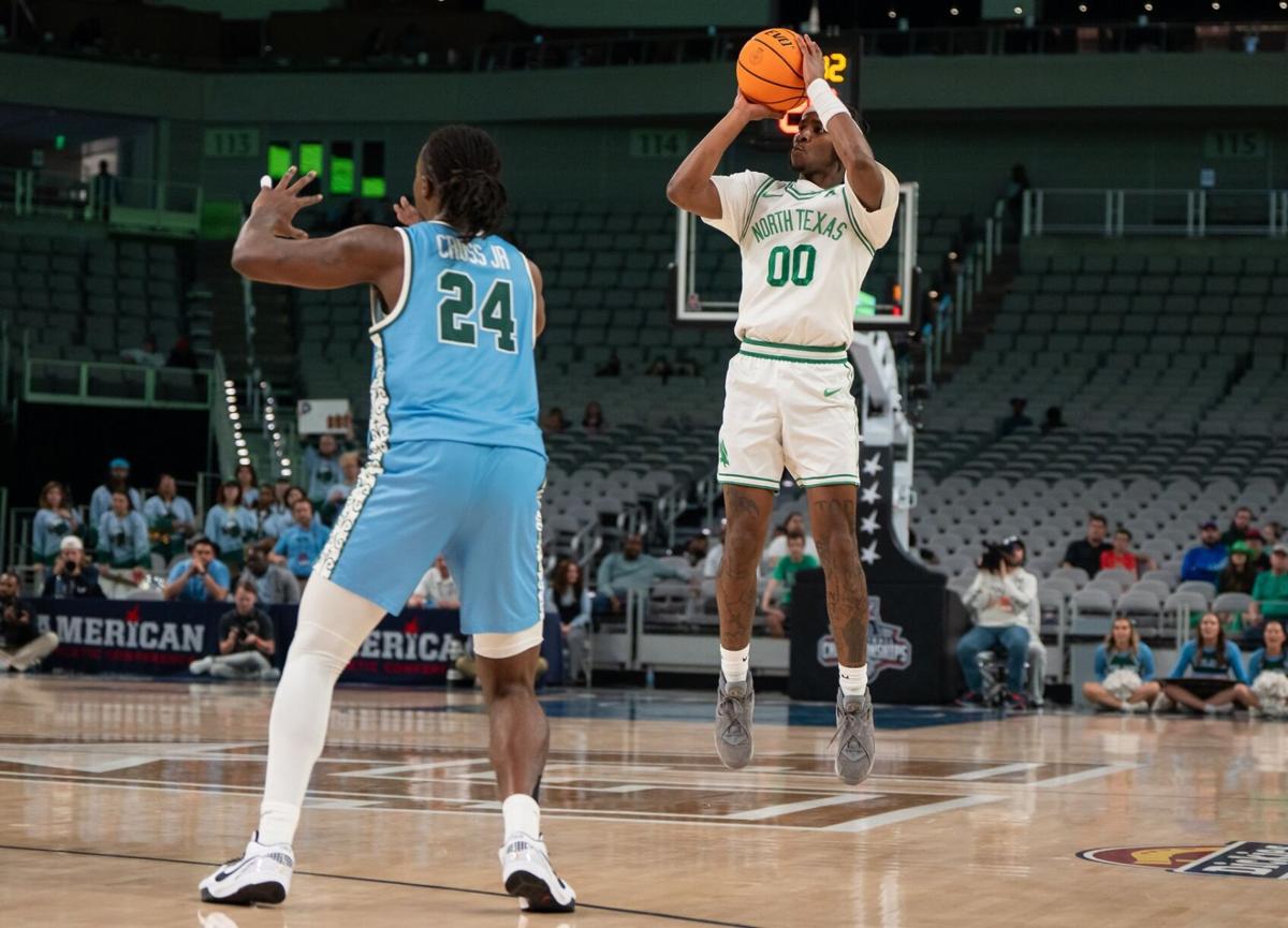 Sharpshooting guard John Buggs III is latest UNT player to enter ...