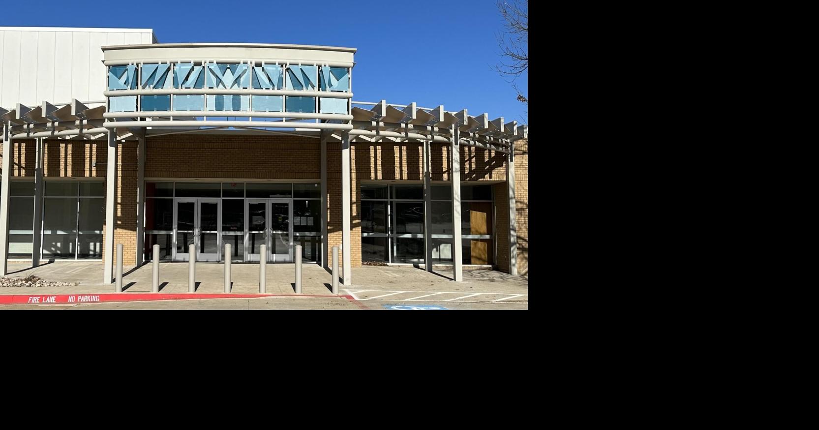Lewisville rec center to stay open overnight for winter storm shelter ...