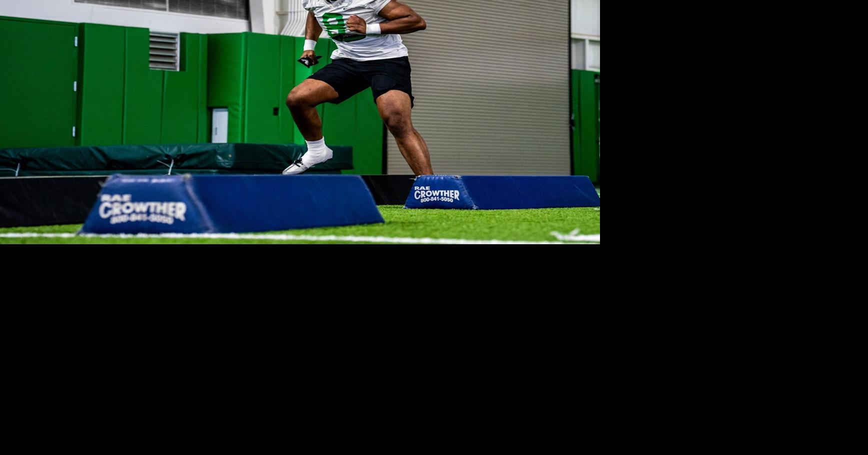 LB Jordan Brown, on the mend, hopes to return soon as he looks to build ...