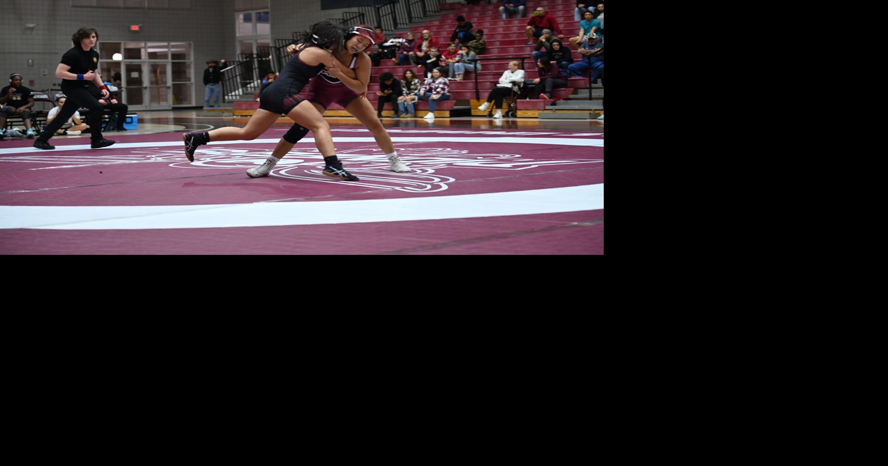 TWU wrestling team adds 21 new members | TWU Pioneers | dentonrc.com