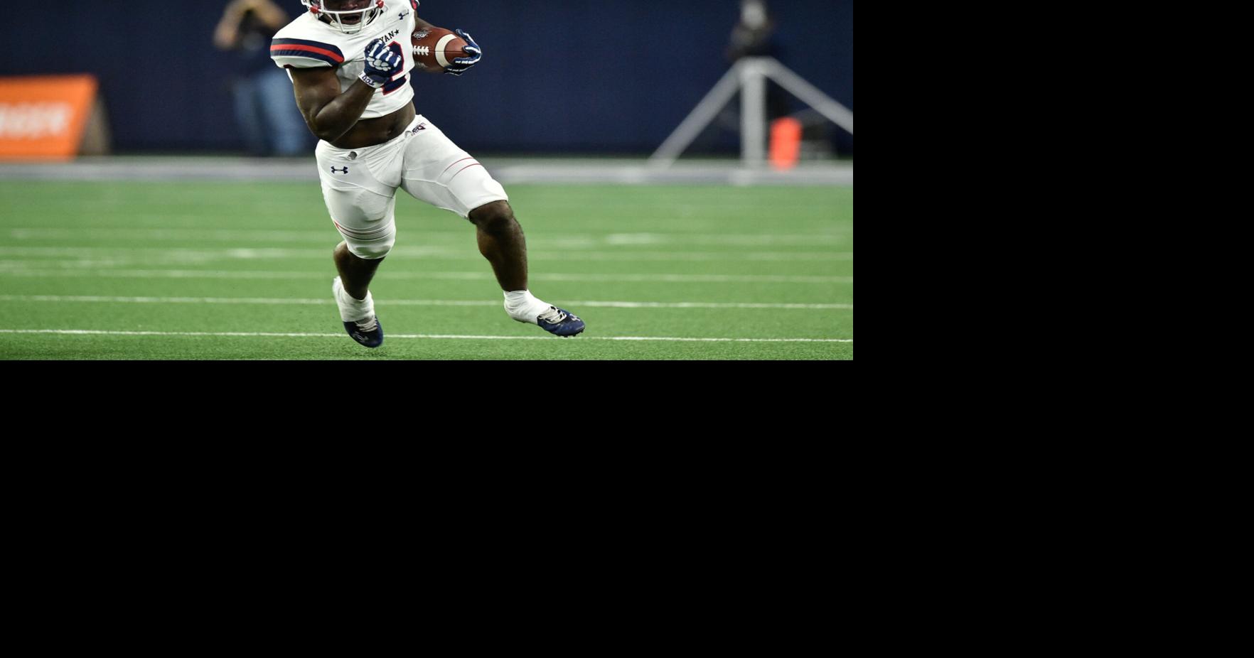 Ryan falls to New Braunfels’ late comeback effort in season opener ...