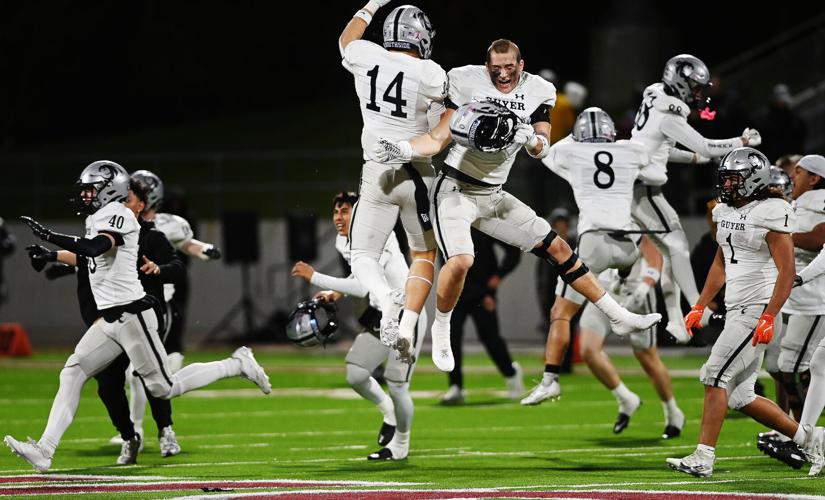 Andrew Johnson nails late field goal to give Guyer tight playoff win ...