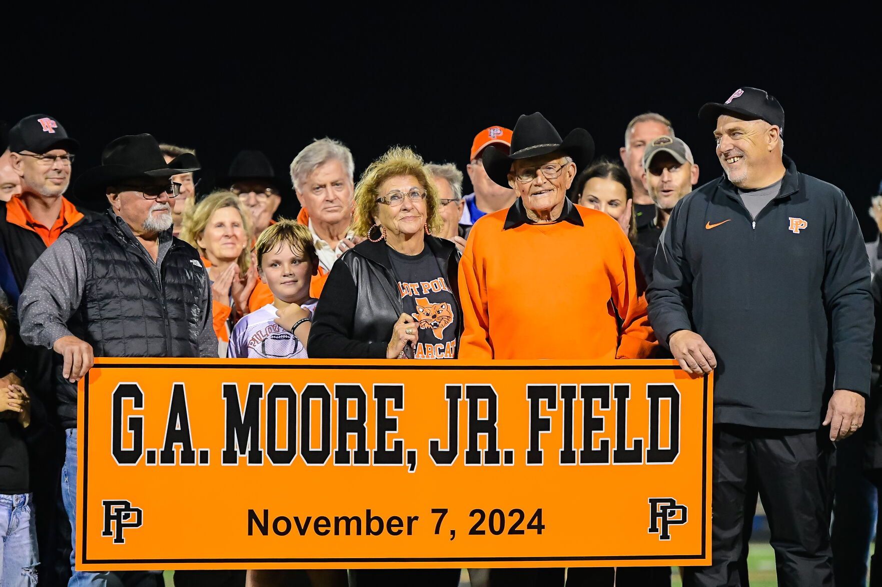 Legendary football coach G.A. Moore Jr., who led Pilot Point to two ...