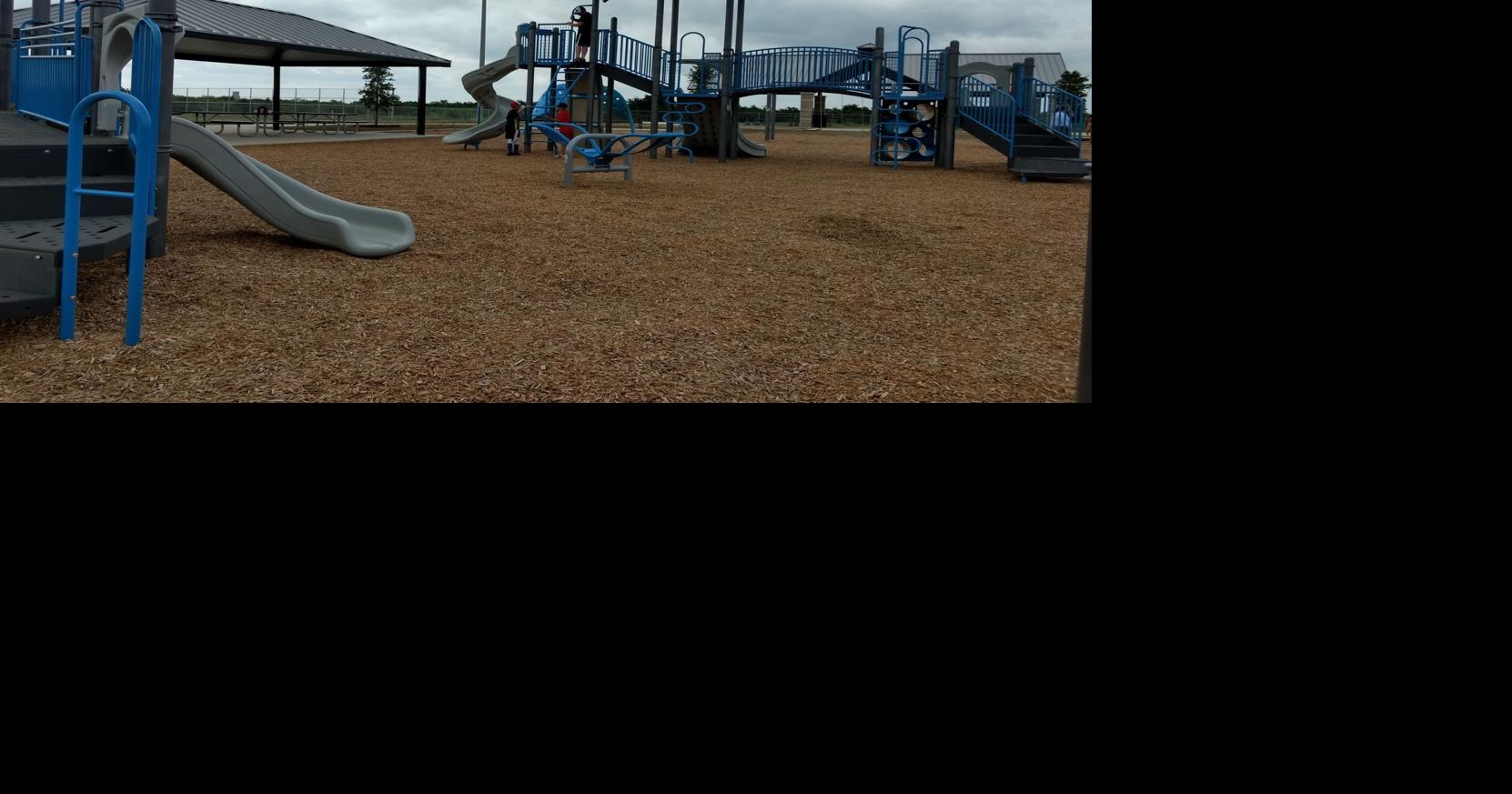 G. Roland Vela, Denton's first Hispanic City Council member, dies at 93 ...