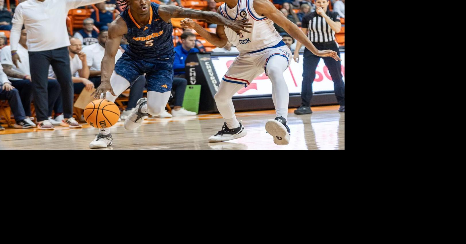 Opportunity to follow in sister's footsteps helped lure David Terrell ...