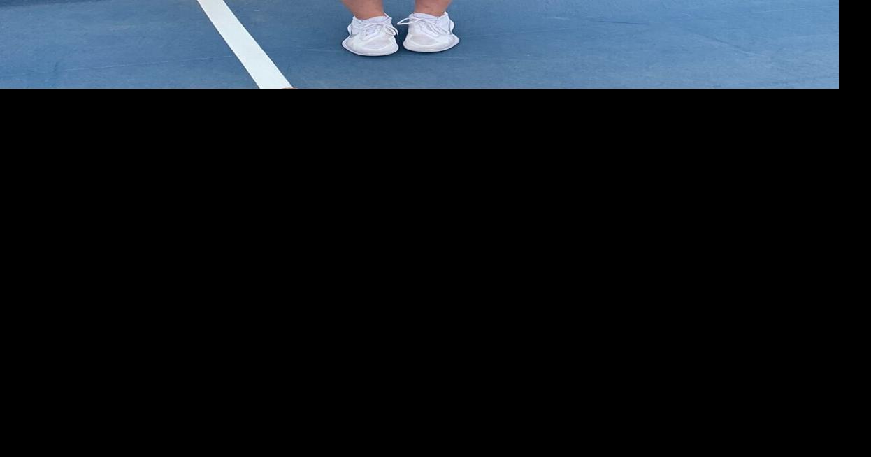 Ryan's Allison Leath poses with trophy | | dentonrc.com