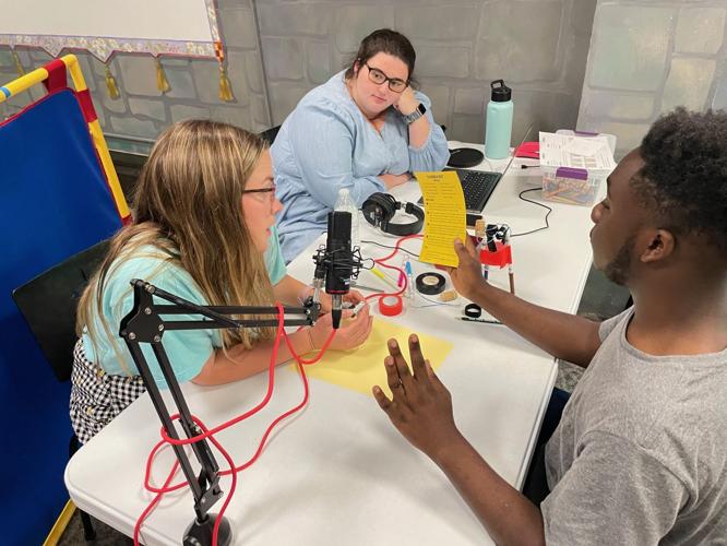 UNT professor scores grant to merge rural radio and libraries to teach ...