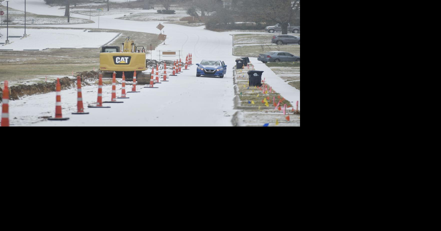 Freezing rain and worsening roads; city facilities close in Denton ...