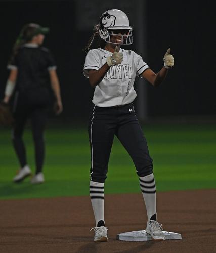 'Tenacious' Guyer softball team aims for more history at second-ever ...