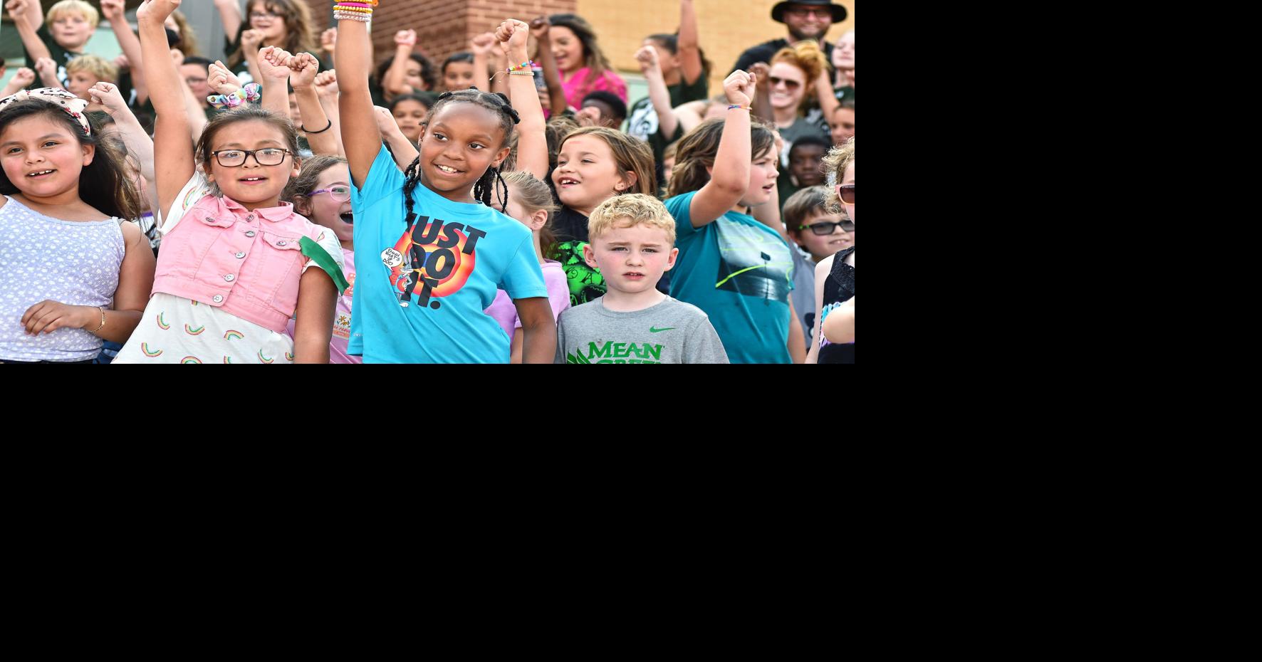 Dedication held for Nette Shultz Elementary | Denton ISD | dentonrc.com