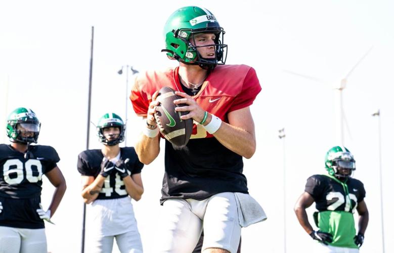 Who is Stone Earle? How UNT's starting QB reworked his throwing motion ...