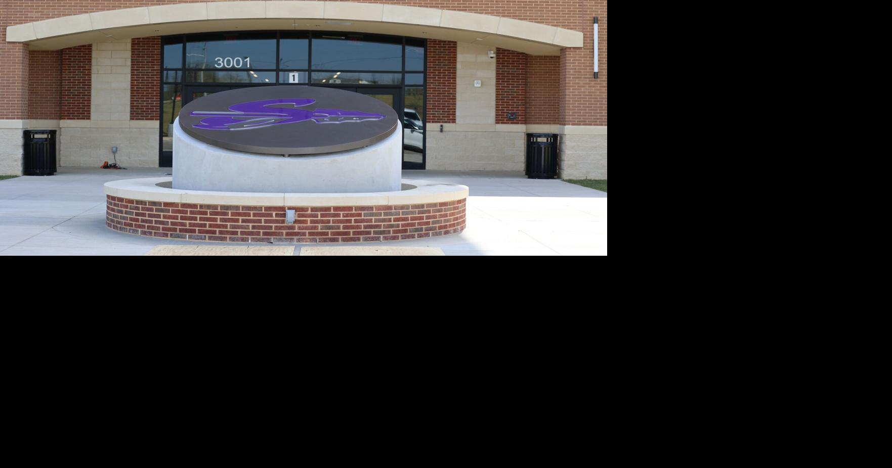 Support grows for Sanger families after crash leaves 2 student-athletes ...