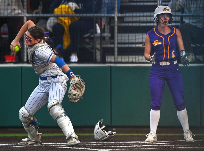 No. 4 Krum outlasts No. 8 Sanger, forcing decisive Game 3 between ...