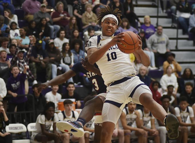 Full circle: Denton High's M.J. Thomas eclipses 2,000 career points ...