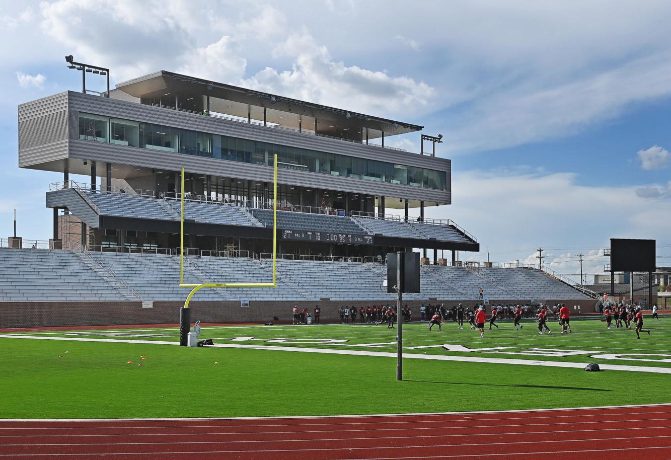 Braswell High senior accuses football coach of abusive tactics and ...