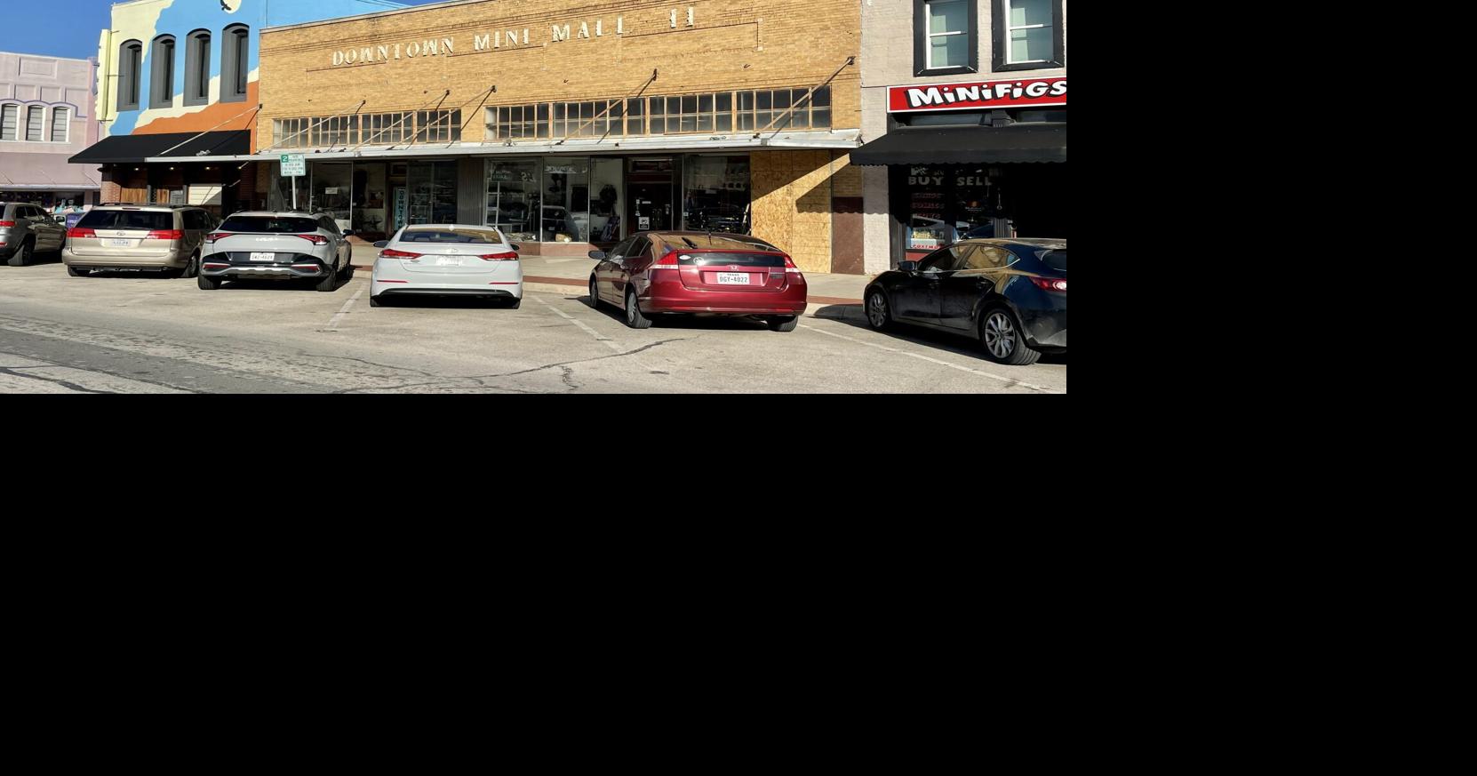 Man breaks into Downtown Mini Mall, steals decorative swords | Blotter ...