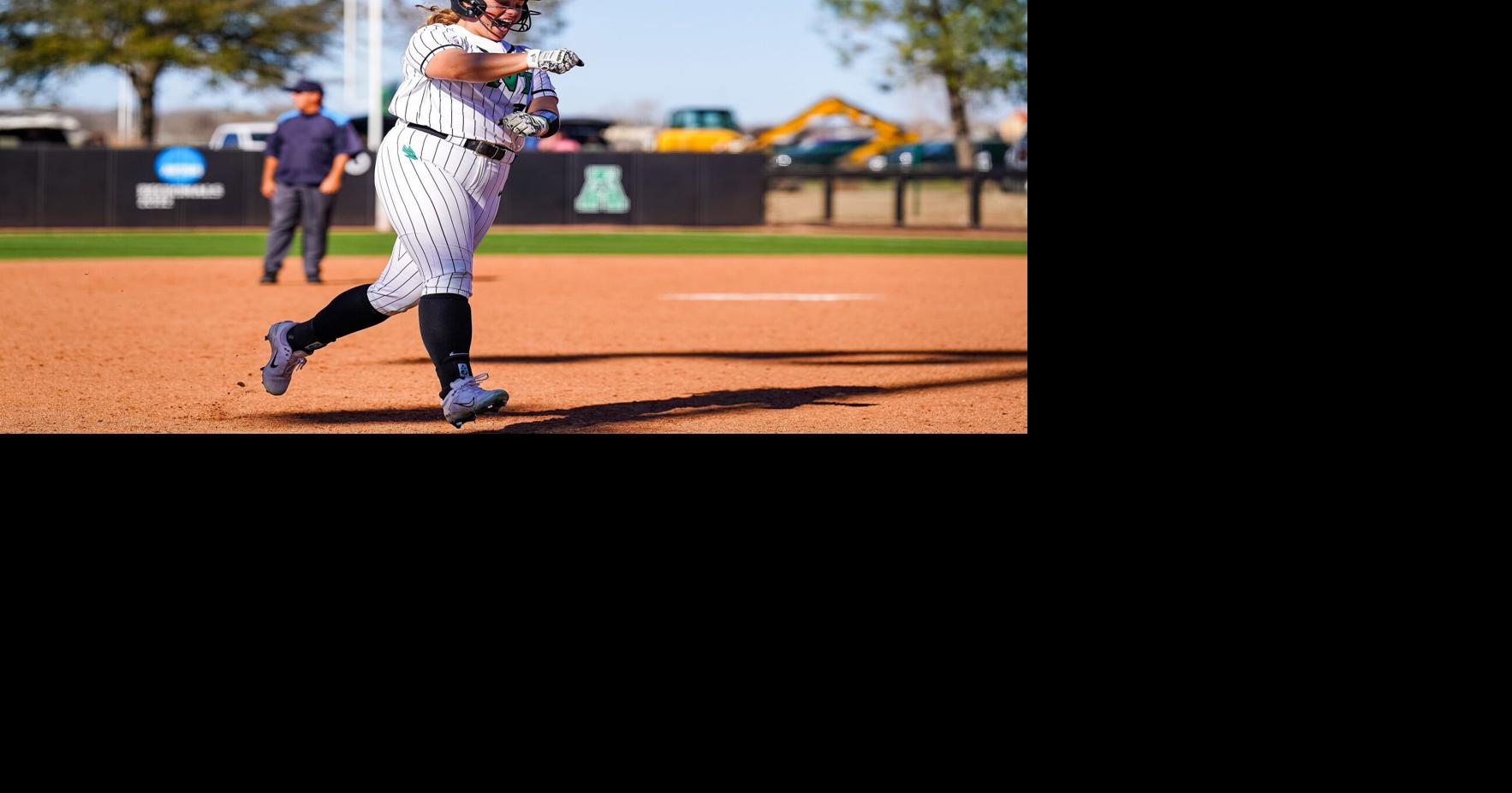UNT softball team caps bounce-back weekend with win over SFA | Mean ...