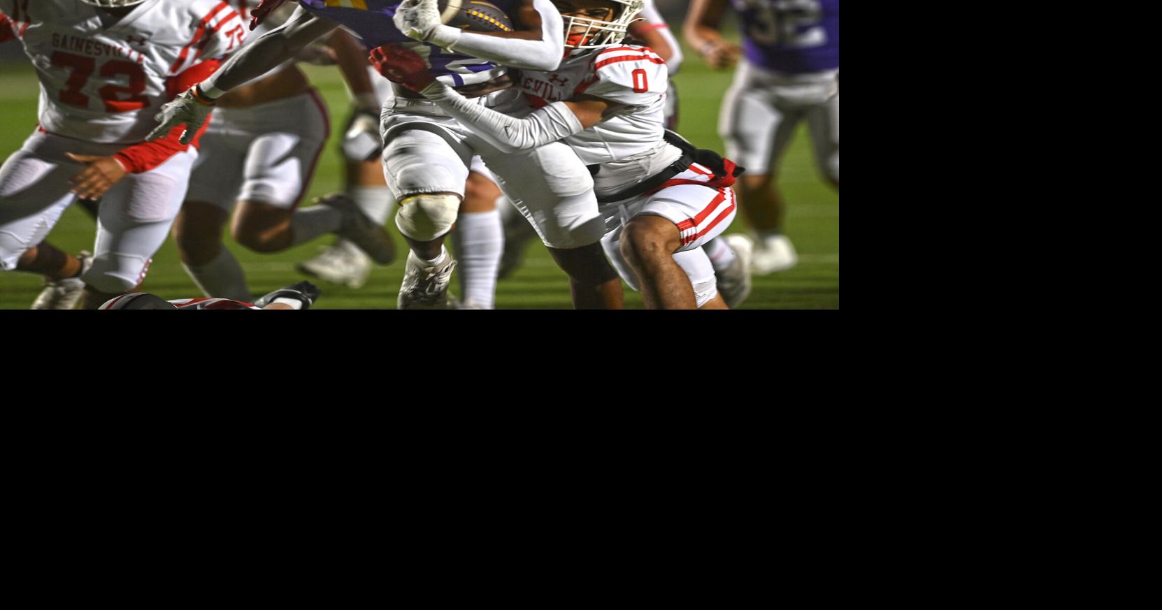 Sanger’s relentless run game fuels rout of Gainesville, setting up key ...