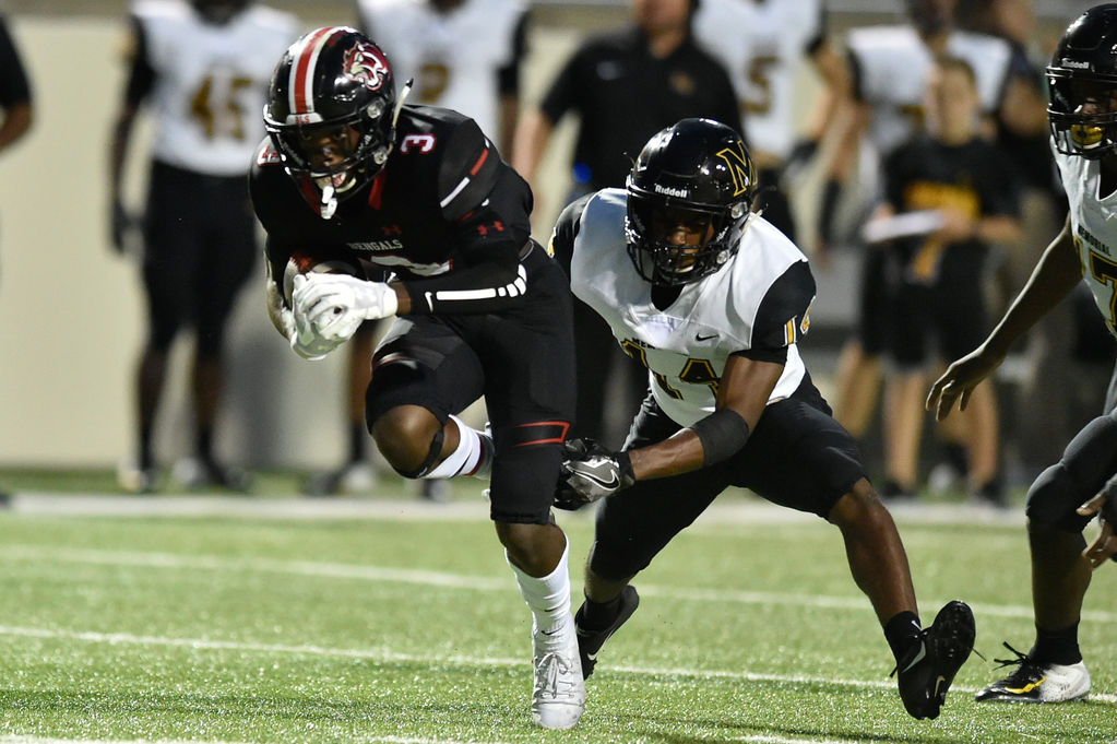 Football: Braswell scores early, often in shutout against Frisco ...