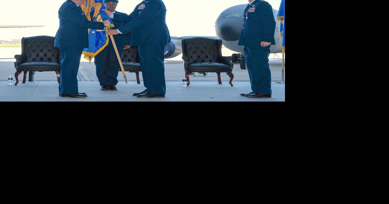 McConnell AFB sees change of command | Derby News | derbyinformer.com