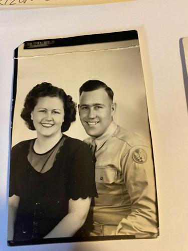 VET SALUTE: Twin WWII veterans honored on Hometown Hero banners ...