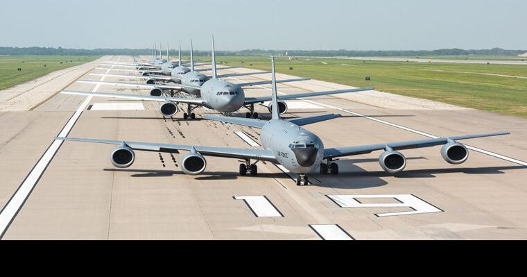 AIRSHOW GUIDE: Distinguishing between McConnell's KC-135 and KC-46 ...