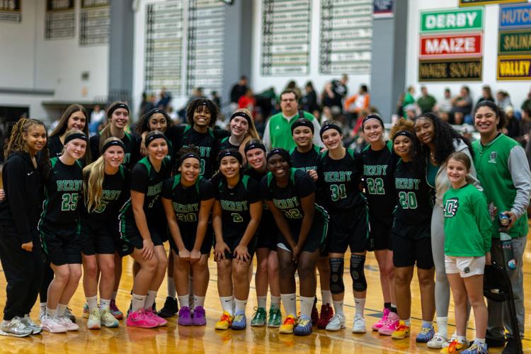 PHOTOS: Lady Panthers defeat Campus 67-23 | Sports | derbyinformer.com