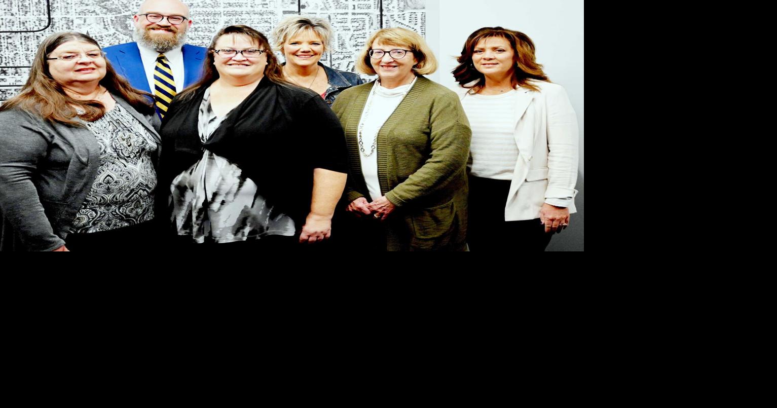 Swaney staff recognized at BOE meeting | Derby News | derbyinformer.com