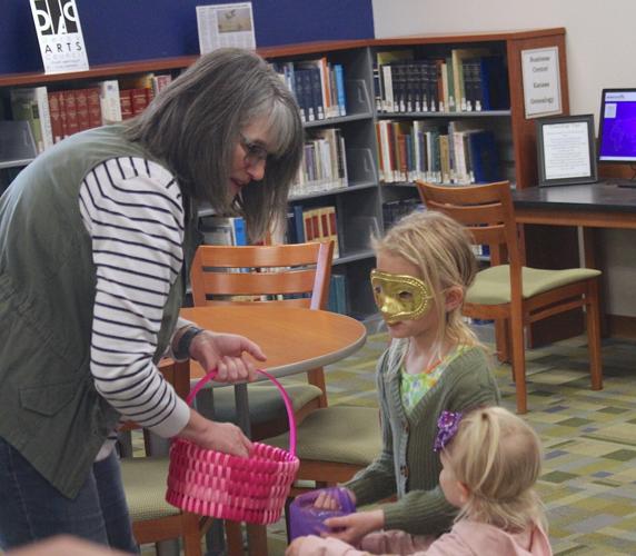 PHOTOS: Library's Carnaval Celebration | Featured | derbyinformer.com