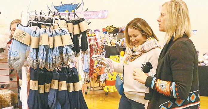 Mistletoe Market Craft Show | Calendar | derbyinformer.com
