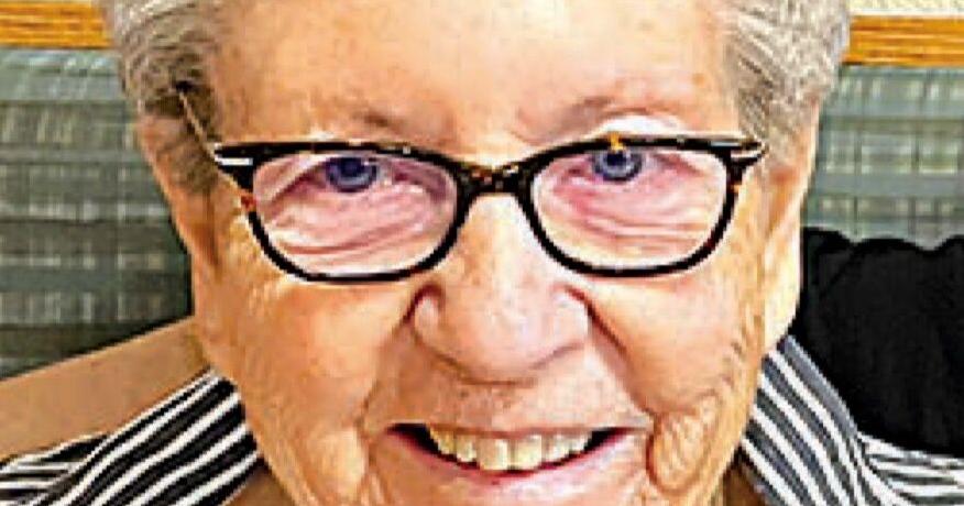 Rita M. Hansen | Obituaries | dewittobserver.com