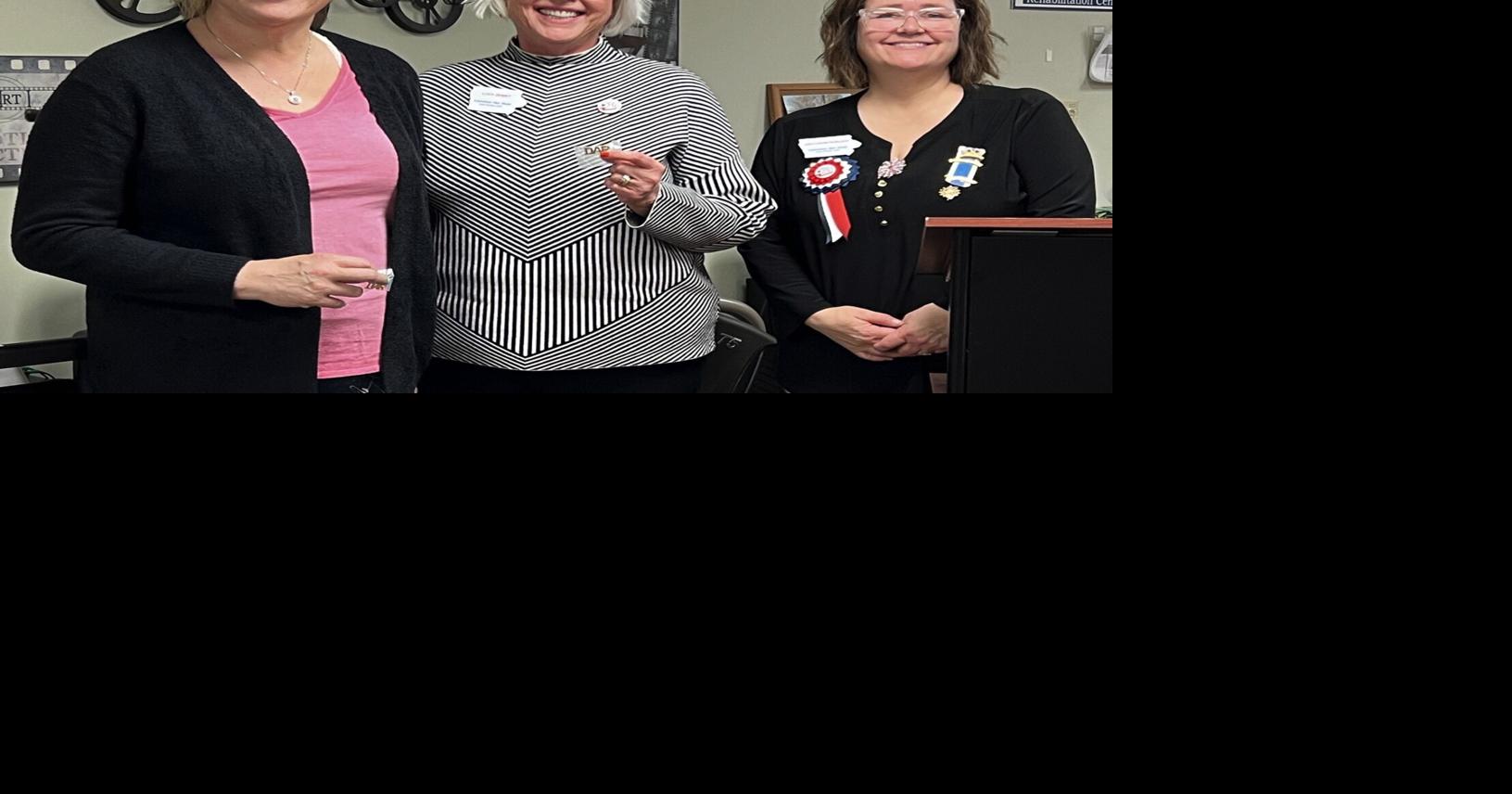 Lawrence Van Hook adds new DAR member | Family News | dewittobserver.com