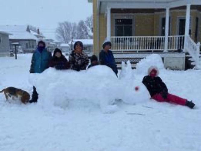 Snowpeople everywhere | Local News | dewittobserver.com