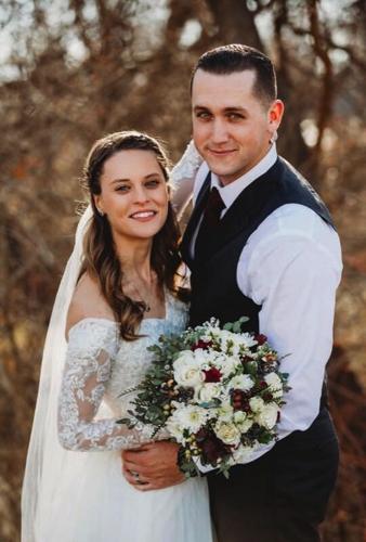 Kaitlin Schmidt weds Zane Martin | Family News | dewittobserver.com