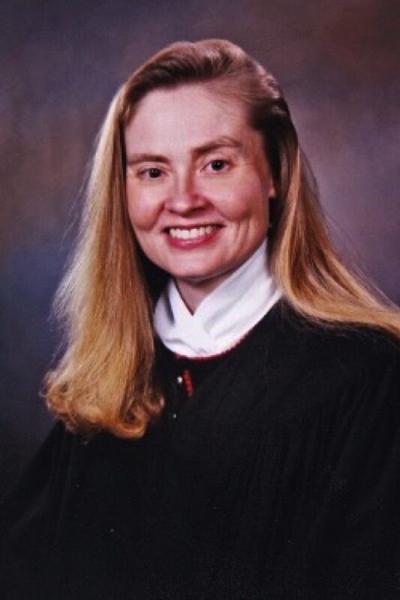 Alpers Iowa’s first female chief judge passes away | Local News ...