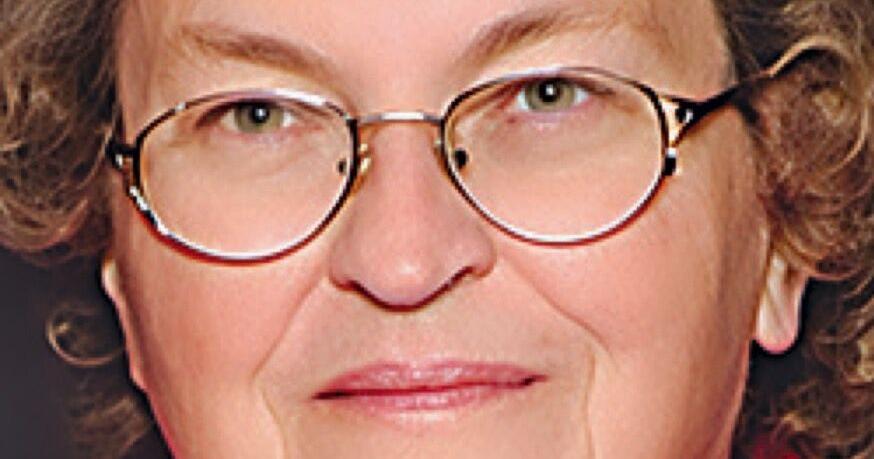 Barb Lippens | Obituaries | dewittobserver.com