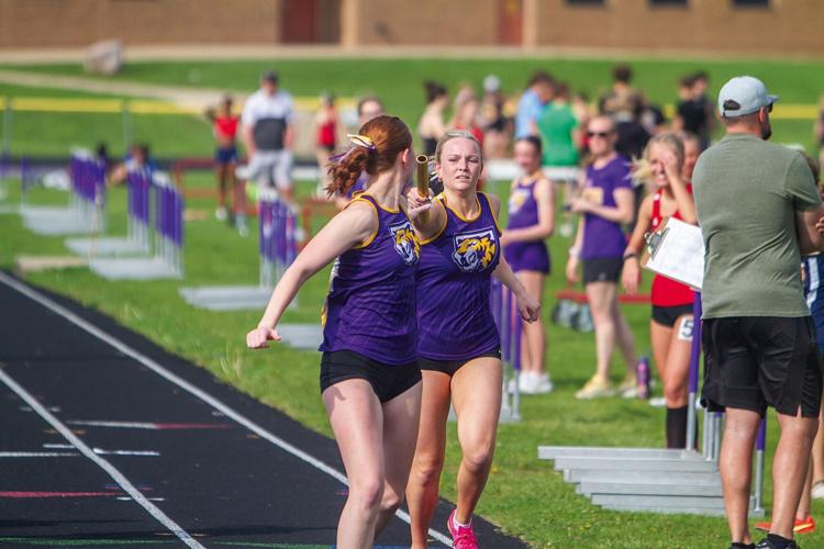 Sabers battle the wind, MAC foes at Pam Duncan Relays | Sports ...