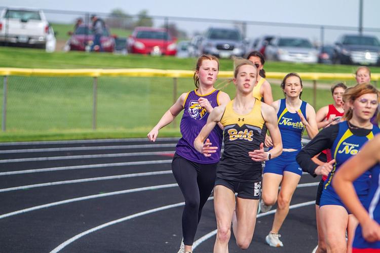 Sabers sprint to success at Pam Duncan Relays | Sports | dewittobserver.com